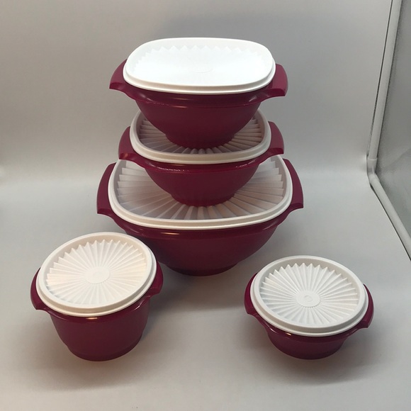 Tupperware | Kitchen | Tupperware Servalier Set Of 5 | Poshmark